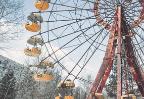Obraz ruské kolo - Černobyl Velikost (šířka x výška): 120x80 cm