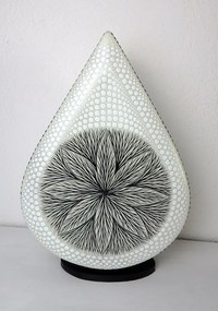 Stolní lampa MANDALA bílá, ručně obojstranne  malována, 38 cm