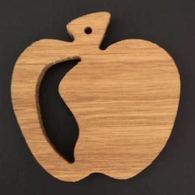 AMADEA Dřevěná ozdoba z masivu prořezávaná - jablko 6 cm