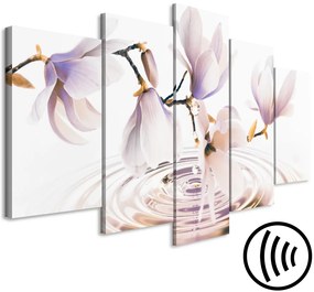 Obraz Zrcadlový panel (5-dílný) - kompozice květů magnólie nad vodou