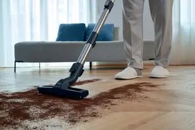 Hoover HP410H 011 černá / Vysavač / cylindrický / bezsáčkový / 850W /