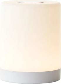 Brilliant G40955/05  AKU stolní lampa ARO RGB bílý lem USB-A, IP44