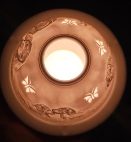 Bílý porcelánový svícen s jezevčíky Paollo - Ø 12*8 cm