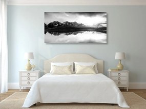 Obraz oslnivý západ slunce nad horským jezerem v černobílém provedení Varianta: 100x50