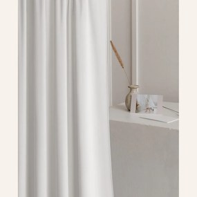 Room99 Hotový závěs na kroužcích CHARMY Jednobarevný Velurový Zatemňovací Barva: Bílá/Stříbrná, Velikost: 140 x 250 cm