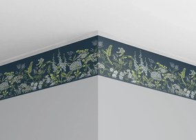 Samolepící bordura na zeď Květy Vikve na Pruské Modři | 5 m x 13.8 cm | DWB8525