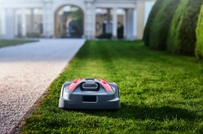 Cramer AiConic 5 RTK Bezdrátová robotická sekačka pro plochy do 5000 m2, max. svah 45 %, RTK, WiFi