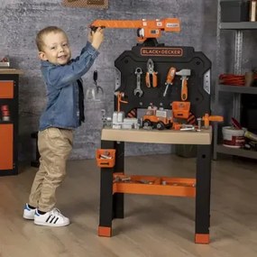 SMOBY Pracovní dílna Black+Decker s jeřábem / 85 dílů příslušenství /