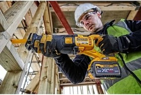 Aku mečová pila DeWALT DCS389T2-QW, 2x FLEXVOLT 6Ah (063805)
