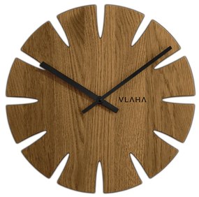 VLAHA Dubové hodiny vyrobené v Čechách s černými ručkami