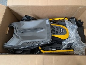 Stiga 2L0536548/ST2-V Combi 753 SE benzínová sekačka s pojezdem VYSTAVENÝ KUS, POŠKOZENÁ KRABICE