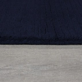 Tmavě modrý ručně tkaný vlněný koberec 160x230 cm Textured Wool Border – Flair Rugs