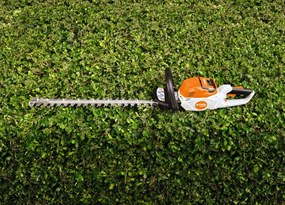 Aku nůžky na živý plot STIHL HSA 60 SET