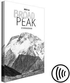 Obraz Broad Peak - fotografie s horou a nápisem v angličtině