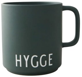 Design Letters Hrnek Favourite s uchem a s nápisem Hygge, dark green