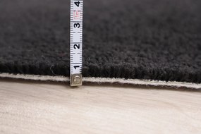 Vopi, Metrážový koberec Eton černý 78 - neúčtujeme odřezky z role, na míru, šíře 2m,3m,4m, černá, filc, ložnice