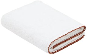 OnaDnes -20% Bílý bavlněný ručník Kave Home Sinami 50 x 90 cm