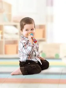 Clementoni Clemmy baby -Dětský mikrofon / od 10 měsíců