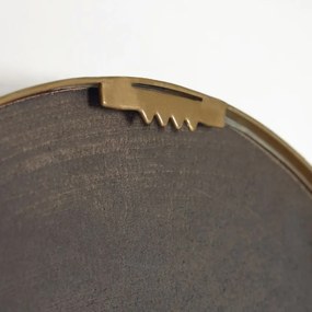 OnaDnes -20% Zlaté kovové závěsné zrcadlo Kave Home Tiare 31 x 101 cm