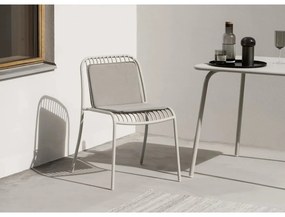 Šedý zahradní podsedák 38,5x66 cm Yua – Blomus