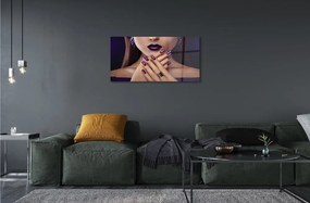Obraz na skle Ženské ruce fialové rty 125x50 cm