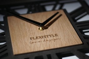 Dřevěné čtvercové nástěnné hodiny v černé barvě