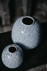 Storefactory Porcelánová váza ÅVIK Blue, modrá barva, porcelán