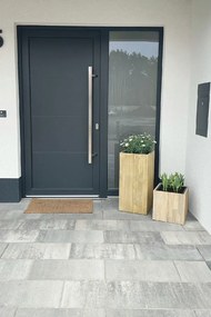 Dřevěný květináč BLOCK, výška 70 cm, hnědý