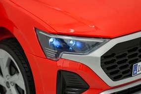 Elektrické autíčko Audi SQ8 červené / šedé