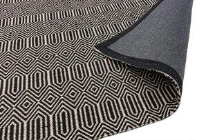 Černý  koberec Darisi Black Rozměry: 200x300 cm