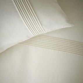 Krémové povlečení na dvoulůžko 200x200 cm Pintuck Easy Iron Percale – Catherine Lansfield