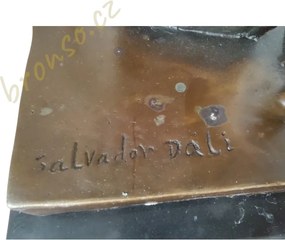 Salvador Dalí - Autoportrét - Bronzová socha
