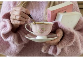 Růžový puntíkatý porcelánový šálek s podšálkem se vzorem růžiček Sweet Roses – 200 ml