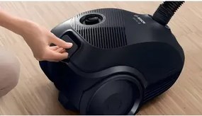 BOSCH BGBS2LB1 černá / Sáčkový vysavač / 600 W / 3,5 L / 80 dB / rádiu