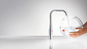 Hansgrohe Focus E2, páková umyvadlová baterie 240, s otočným výtokem a výpustí, chromová, 31609000