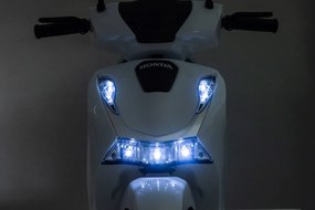 Ramiz Skútr Honda SH125i bílý