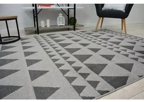 koberec SENSE Micro 81243 trojúhelníky stříbrný/antracit velikost 120x170 cm | krásné koberce cz
