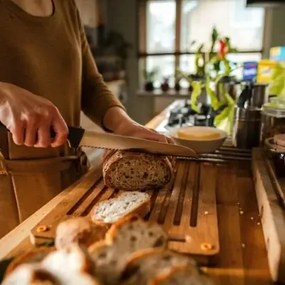 Fiskars Functional Form Nůž na pečivo 21 cm