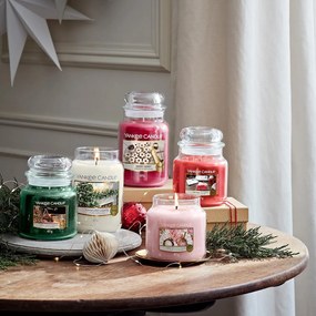 Yankee Candle vonná svíčka Classic ve skle střední Letters To Santa 411 g