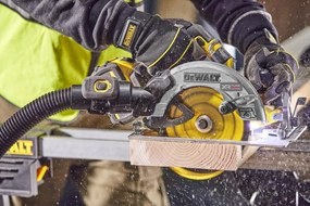 DeWALT DCS573NT