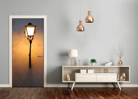 Fototapeta samolepící dveře stará ulička lampa 95x205 cm