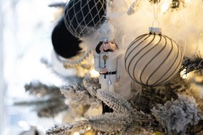 Bílá antik vánoční závěsná dekorace soška Louskáček s hůlkou - 4*2*15 cm