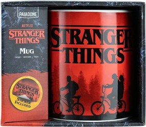 Hrnek a samolepka Stranger Things 500 ml Vícebarevná
