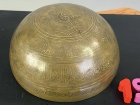 Ornamentální Tibetská zpívající mísa 19,5 cm