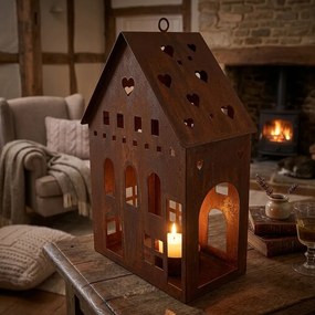 Rezavý svícen ve tvaru domku Rustic Charm - 20*12*29 cm
