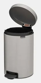 Brabantia Newicon pedálový odpadkový koš jemně šedá / 12 L / průměr 25