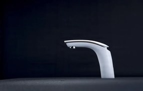 Stojánková koupelnová baterie EYN KAB6116 s LED ve více barevných provedeních — 24 cm