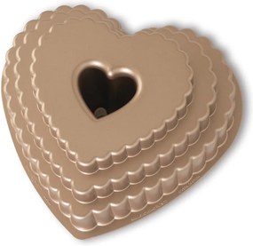 Forma na bábovku v karamelové barvě Nordic Ware Heart, 2,8 l