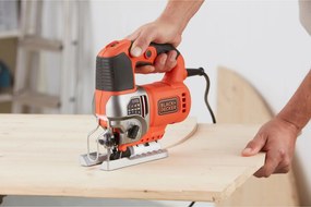 Black+Decker Elektronická přímočará pila BES610K, 650 W