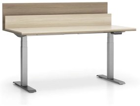 PLAN Kancelářský  pracovní stůl SINGLE LAYERS s přepážkamipracovní stůl SINGLE LAYERS s přepážkami, nastavitelné nohy, dub přírodní / dub mořený